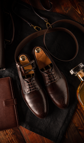 Footwear – The Raiments